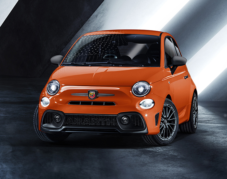 595, 695, 500e | Auto Sportive Elettriche | Abarth IT